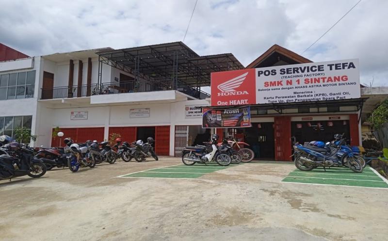 SMK Binaan Astra Motor Kalbar Raih Bintang Lima - eQuator.co.id